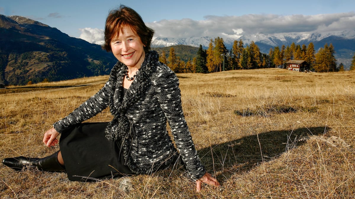 Hommage à Elisabeth Kopp, première femme élue au Conseil fédéral | Illustré