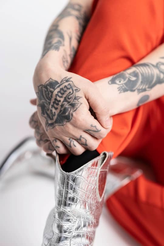 Portrait de Marie Riley, la nouvelle animatrice des «Dicodeurs» sur La ...