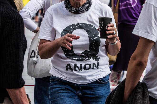 «On ne tombe pas dans le complotisme, on devient complotiste par choix ...