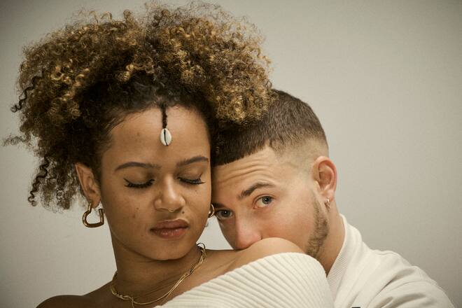 Léon Salin, la quête de soi | Illustré