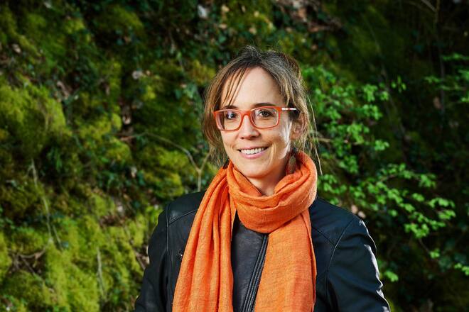 Interview: l’écrivaine neuchâteloise Odile Cornuz se dévoile | Illustré